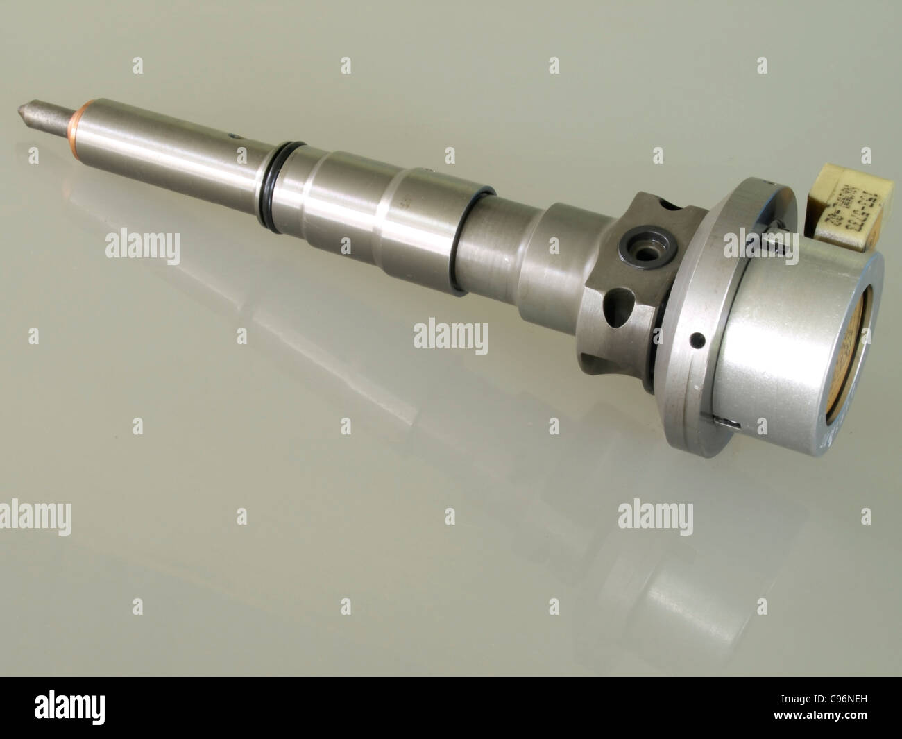 Injector hi-res stock photography and images - Alamy