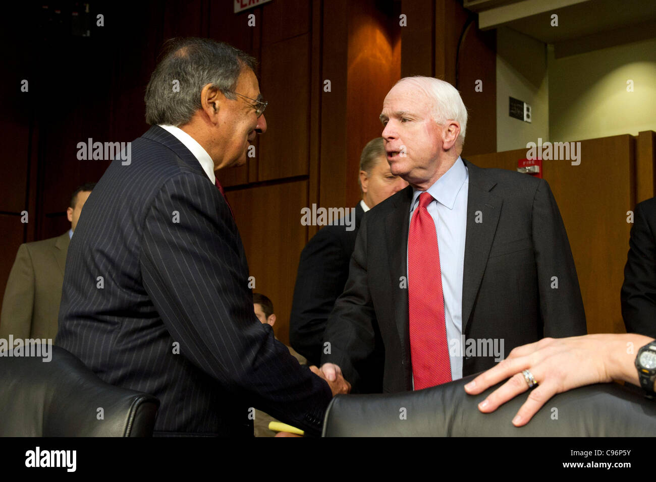 Secretary of defense leon e panetta and general martin dempsey hi-res ...