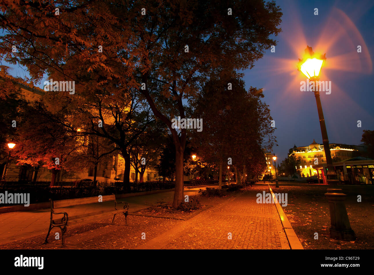 European square hi-res stock photography and images - Alamy