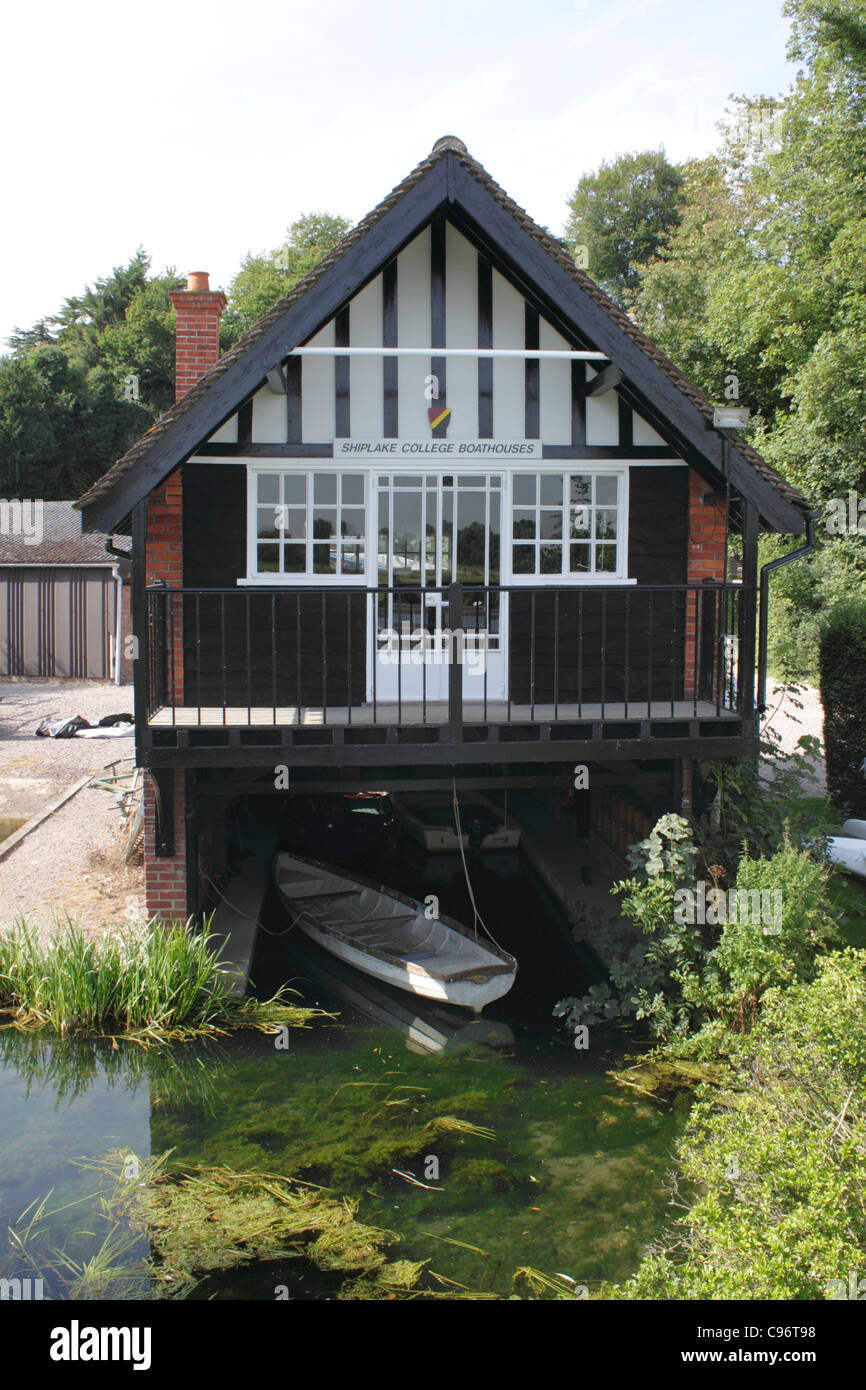 Shiplake college hi-res stock photography and images - Alamy