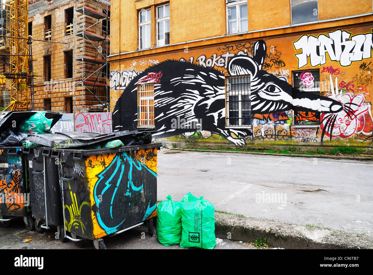 Autonomous social centre hi-res stock photography and images - Alamy