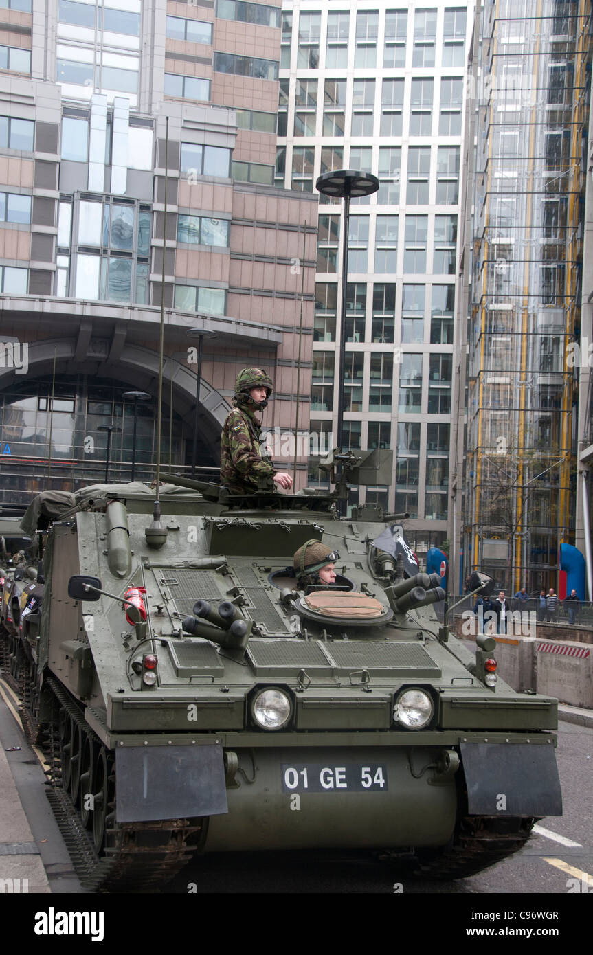 Soldier in tank hi-res stock photography and images - Alamy