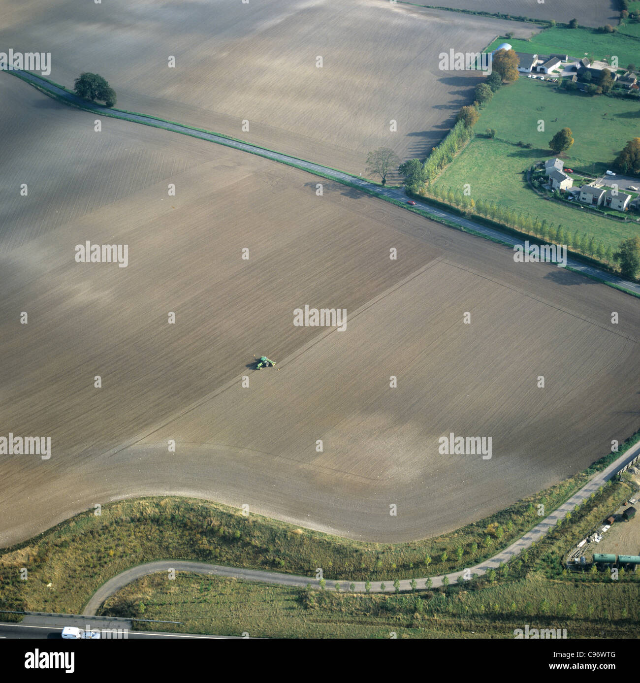Aerial photograph of autumn farmland fallow and planting seedbed ...
