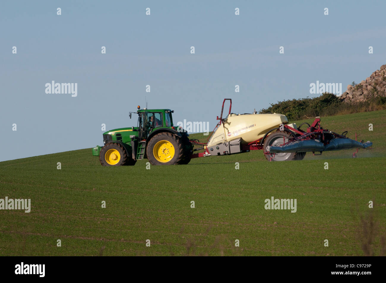 Weed spraying hi-res stock photography and images - Alamy