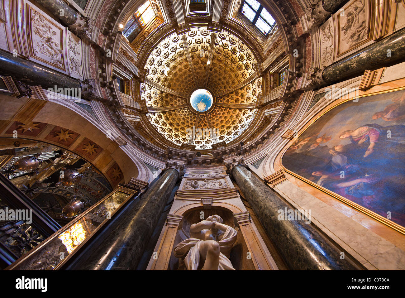 cupola dome Holy Mary of Assumption, Cathedral of Santa Maria Assunta ...