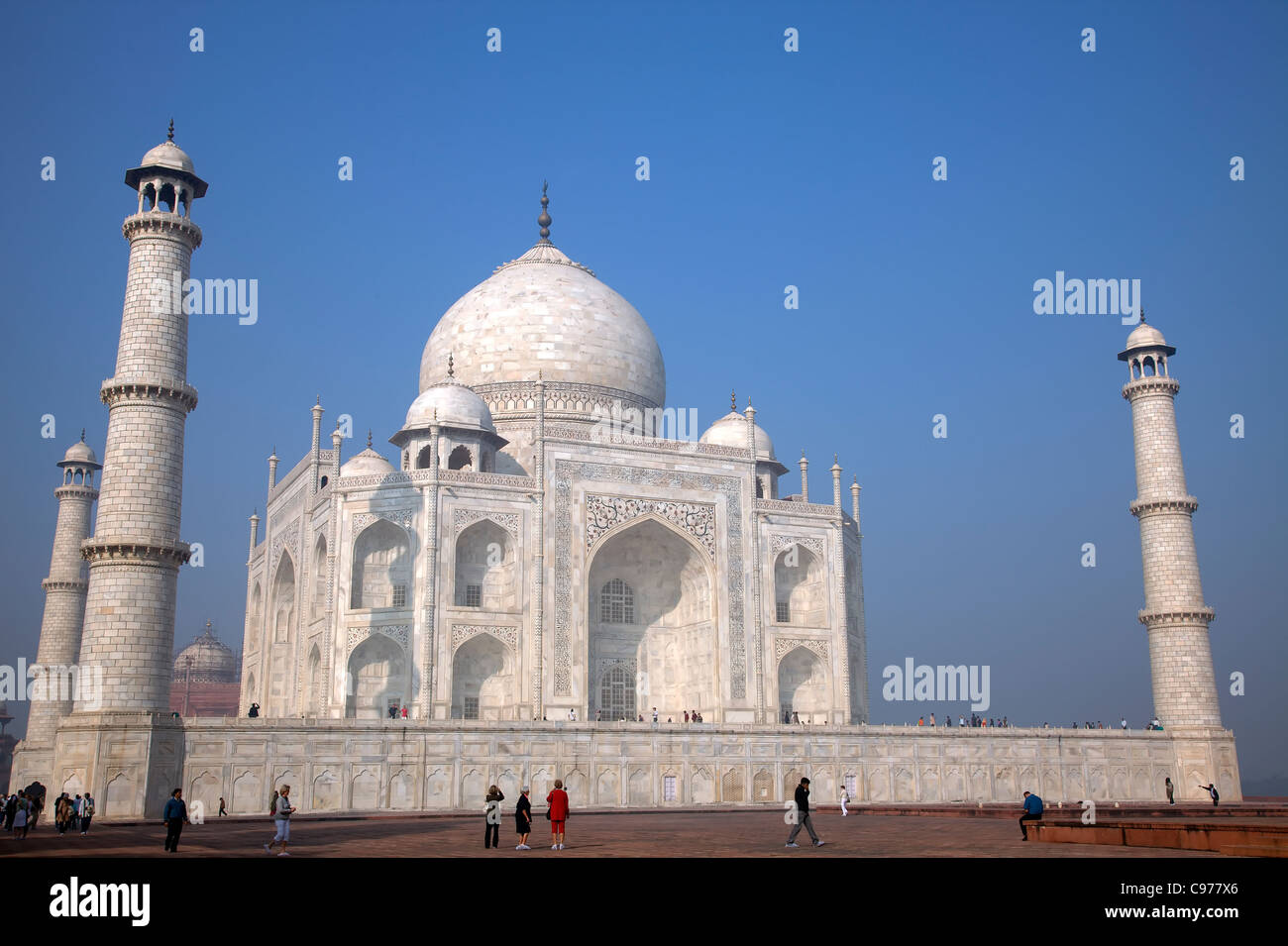 Taj mahal india wide angle hi-res stock photography and images - Alamy