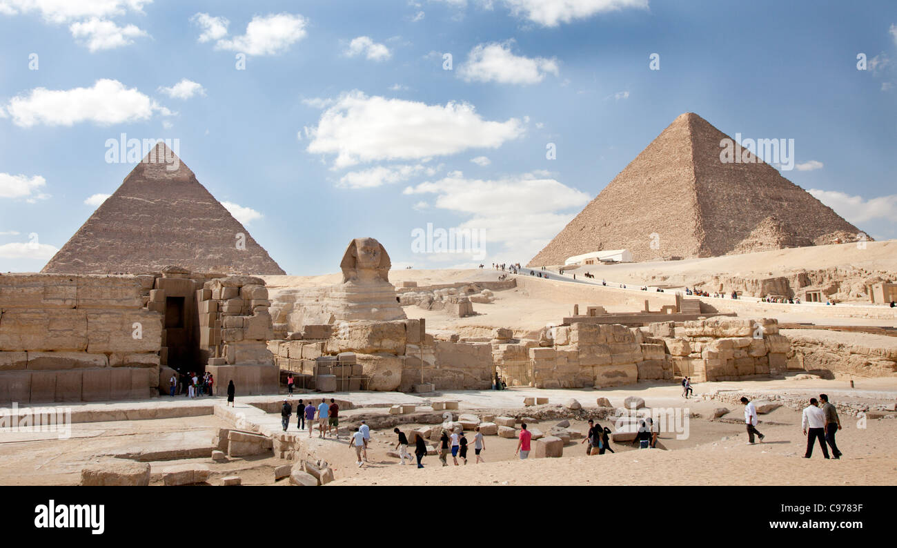 Pyramids giza causeway hi-res stock photography and images - Alamy