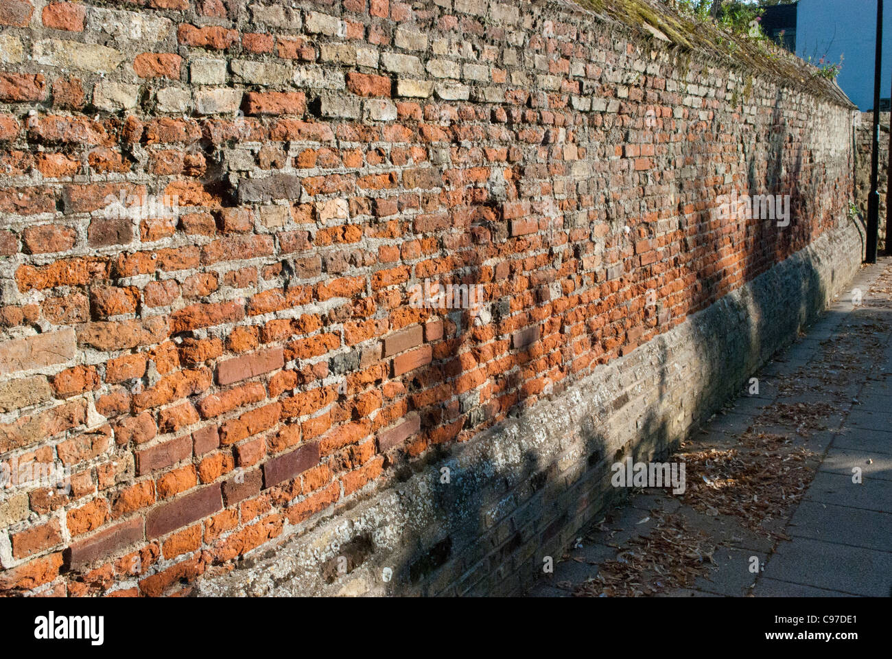 Old and warn hi-res stock photography and images - Alamy