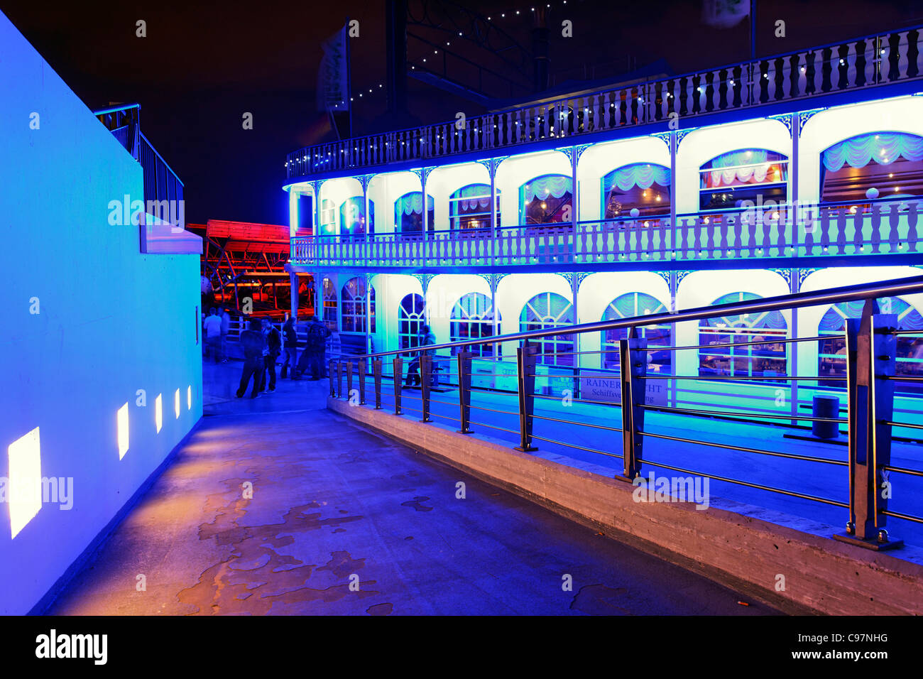 Ship navigation lights at night hi-res stock photography and images - Alamy