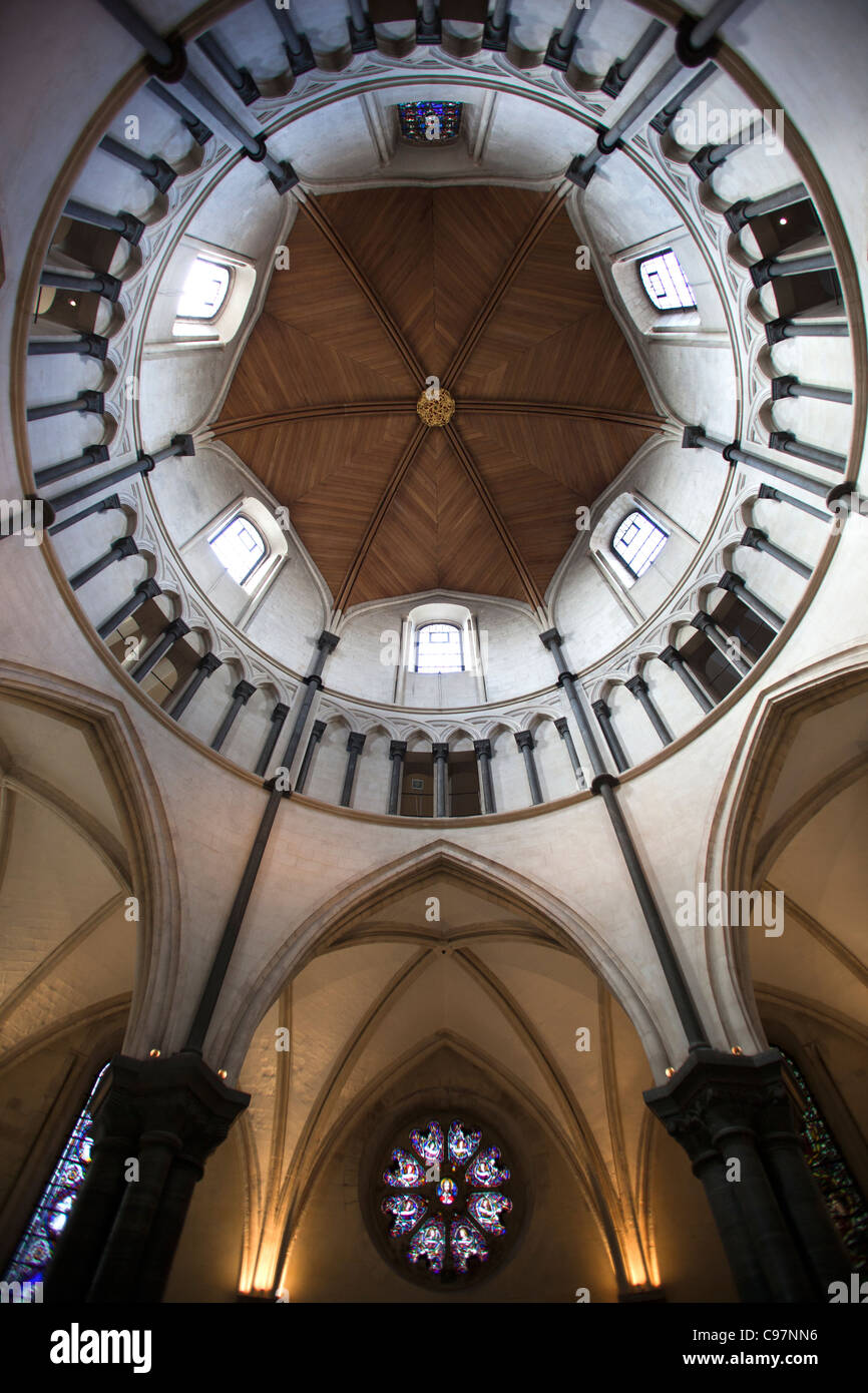 Interior temple church middle temple hi-res stock photography and ...