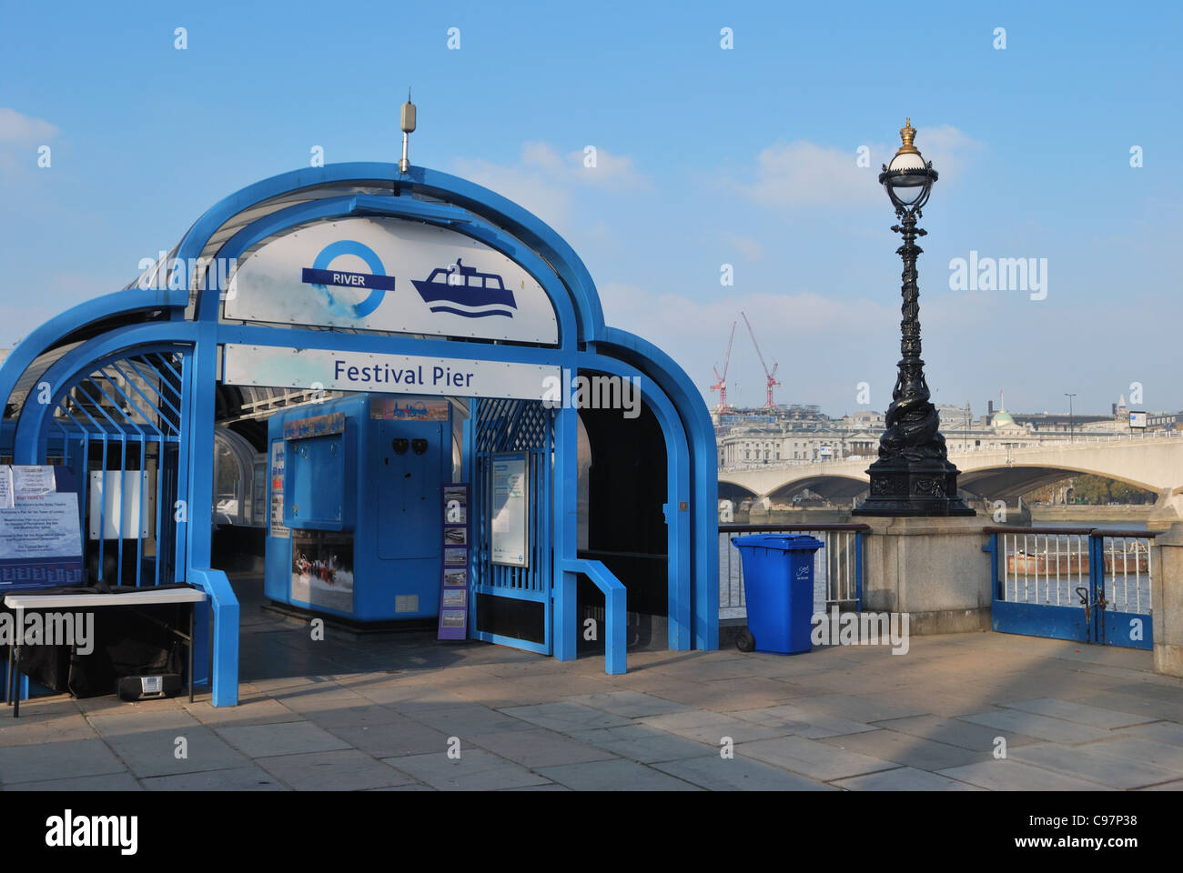 Entrance to pier hi-res stock photography and images - Alamy