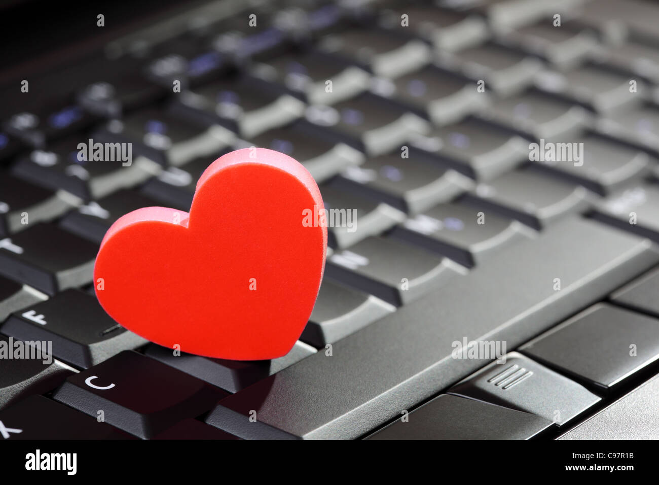 Internet romance hi-res stock photography and images - Alamy