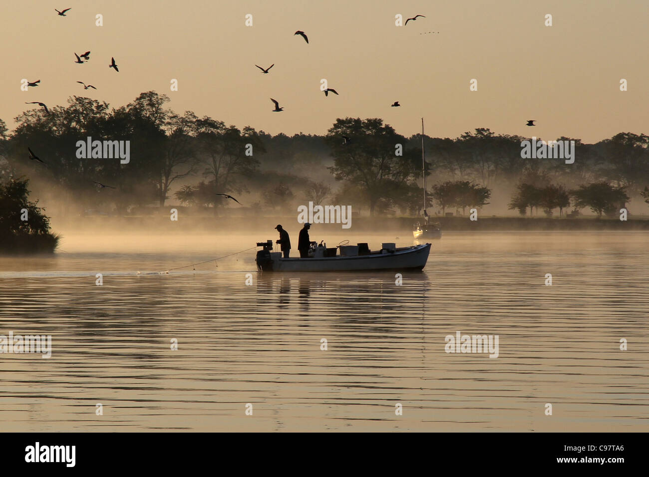 Trotline hi-res stock photography and images - Alamy