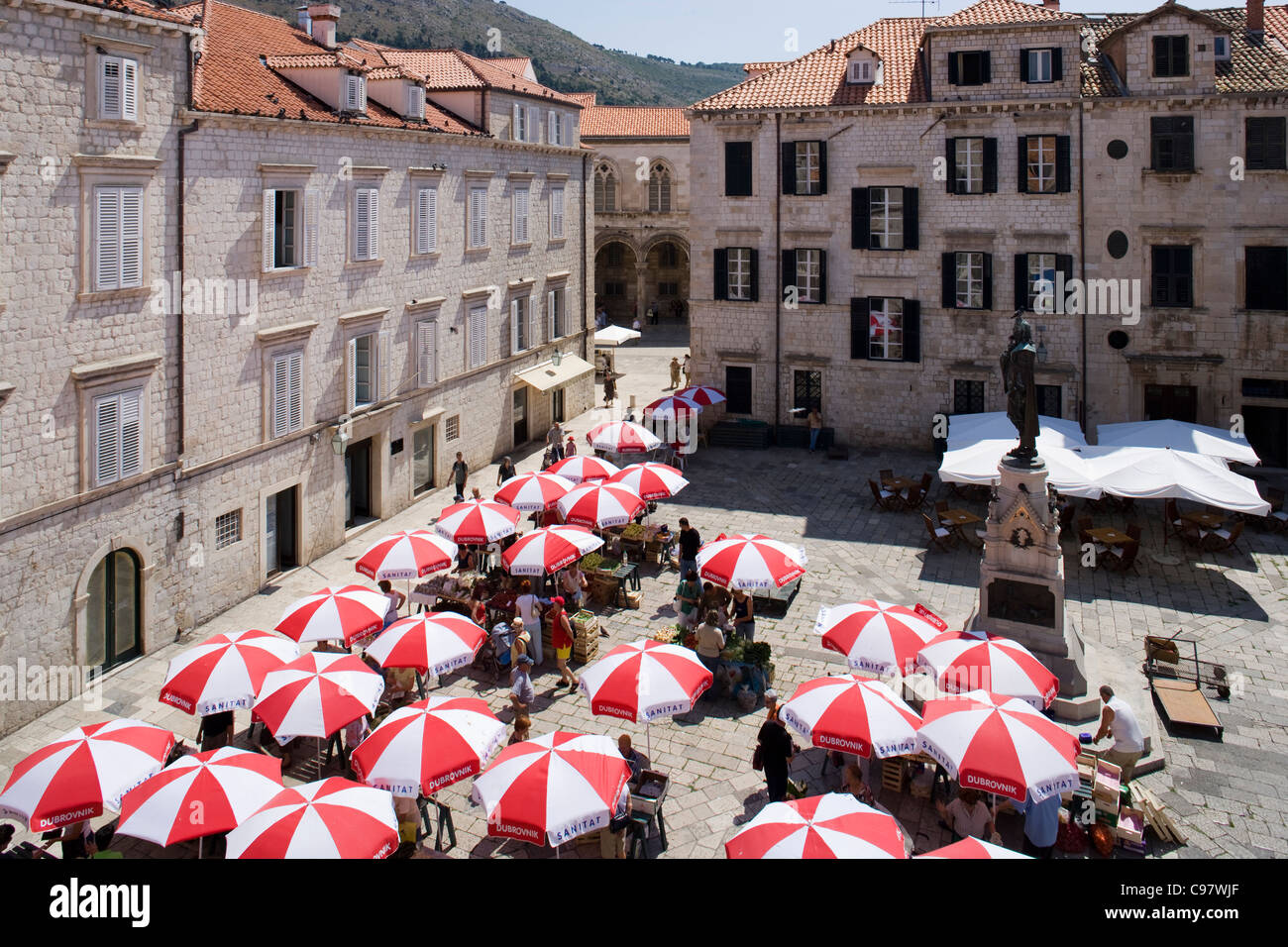 Dubrovnik: Gundulic Square market Stock Photo - Alamy