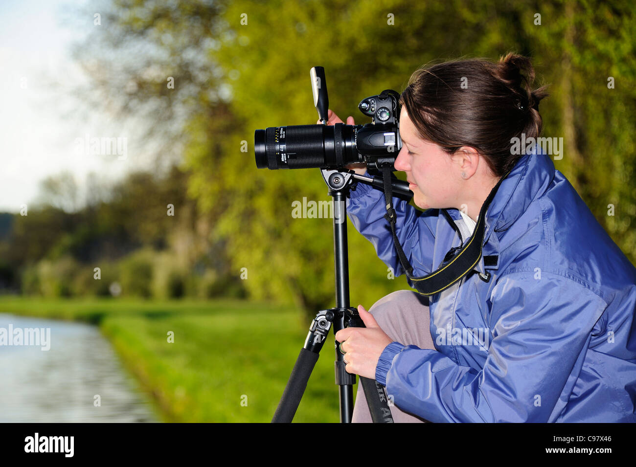 Lady photographer hi-res stock photography and images - Alamy