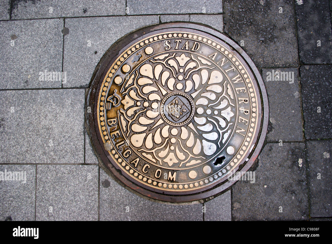 Telephone manhole cover hi-res stock photography and images - Alamy