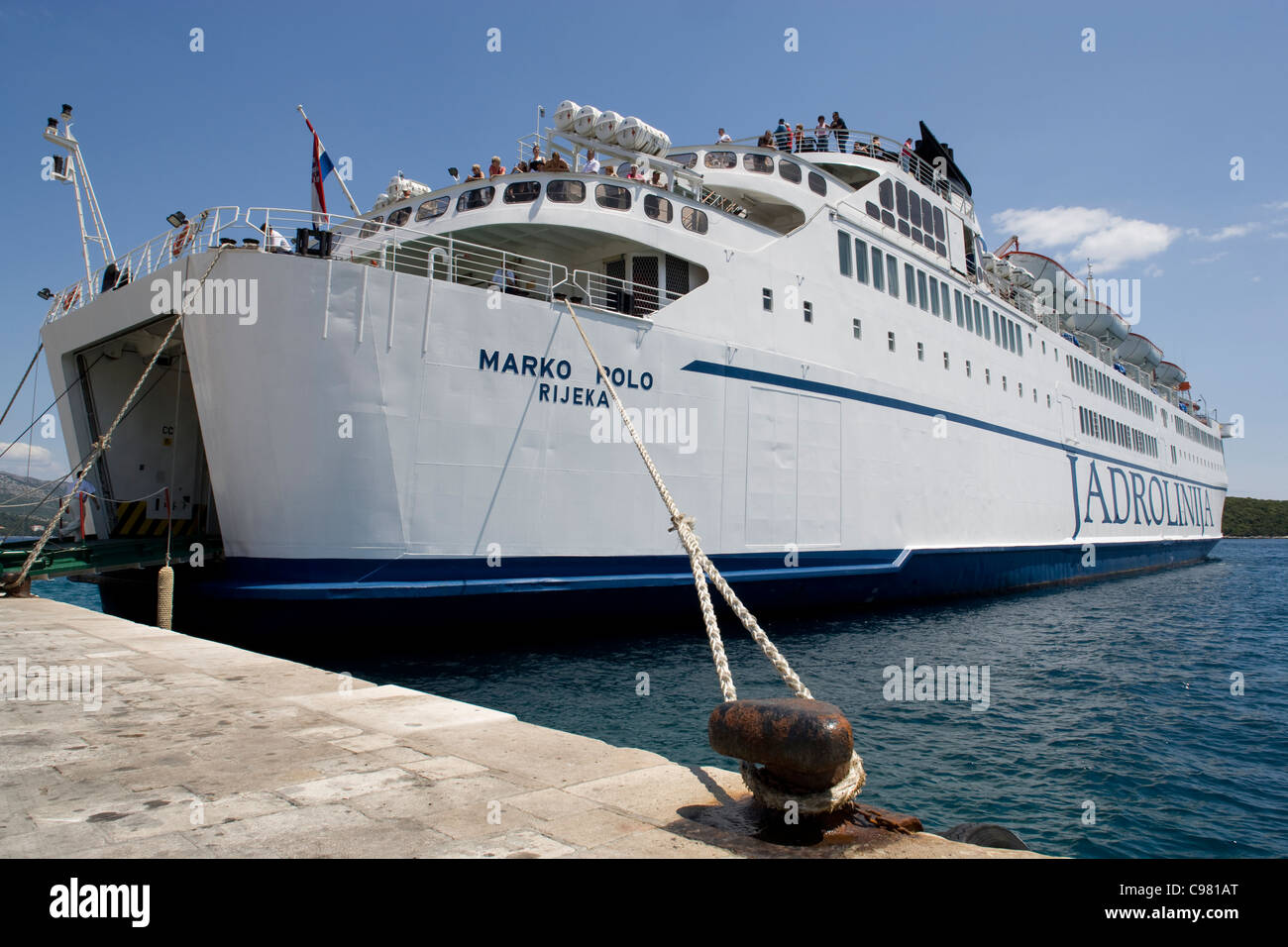 Quayside rope mooring line departure sightseeing travel tourism hi-res ...