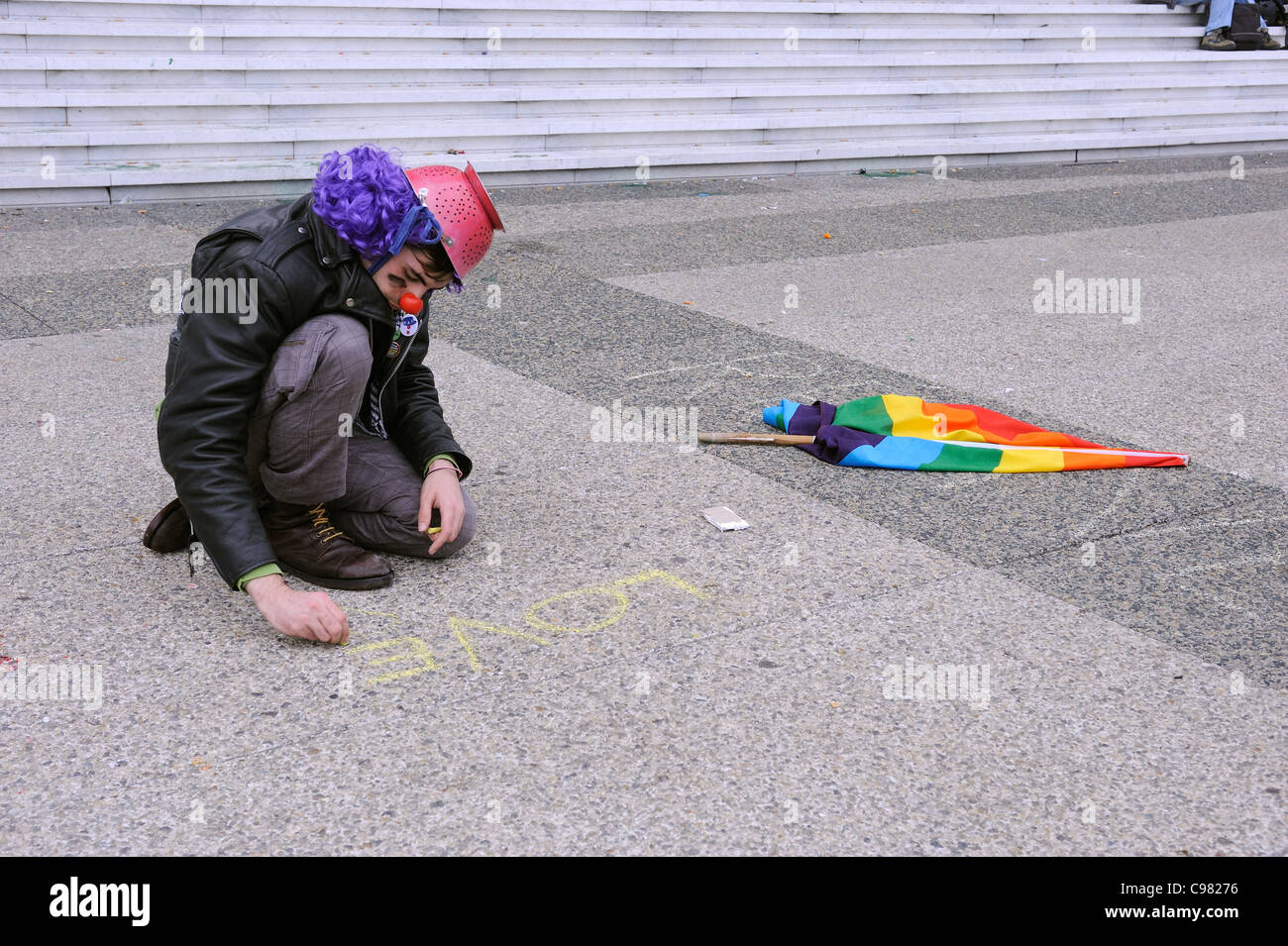 French Indignants in Paris - La défense Stock Photo - Alamy