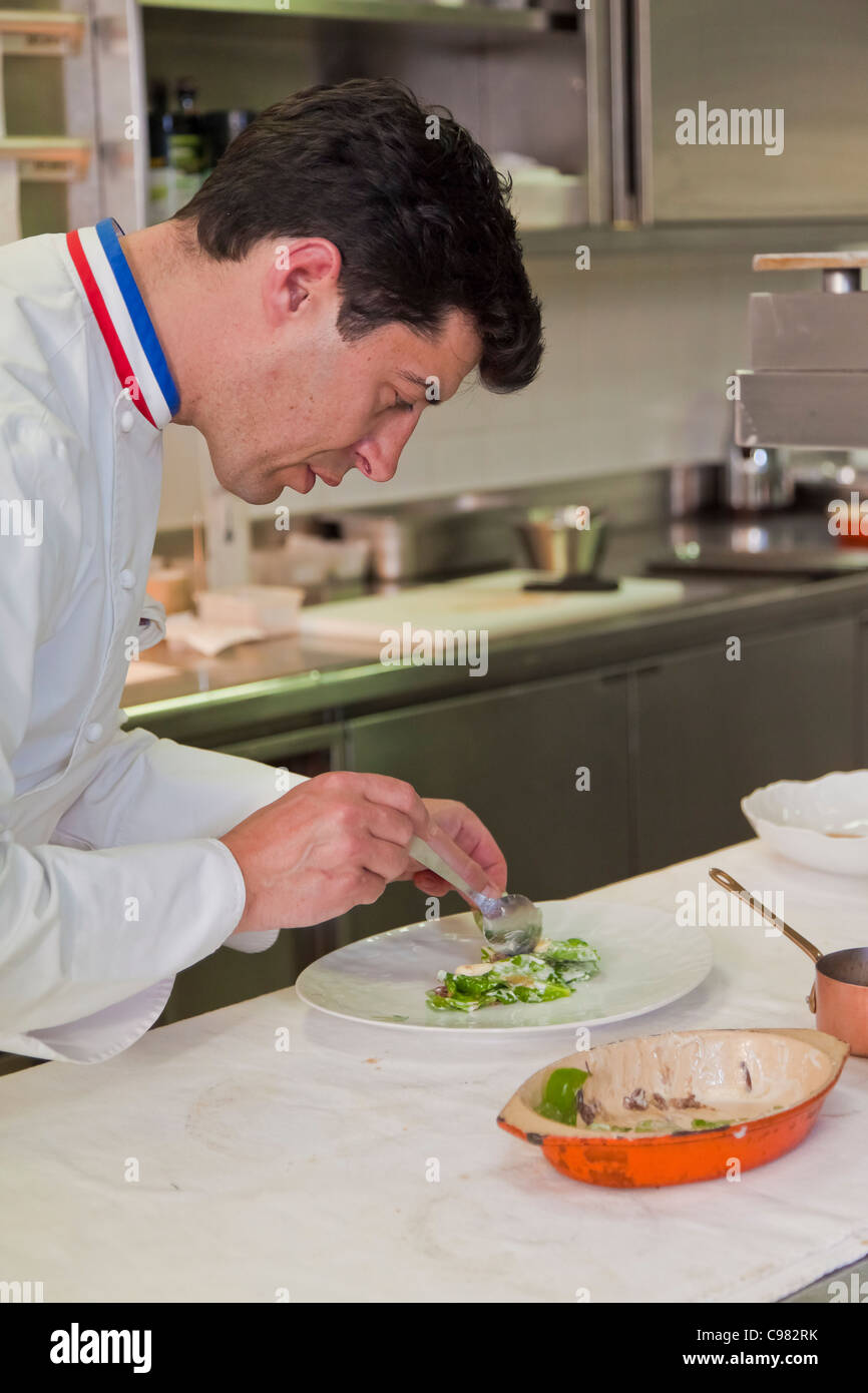 Three michelin star meal hi-res stock photography and images - Alamy