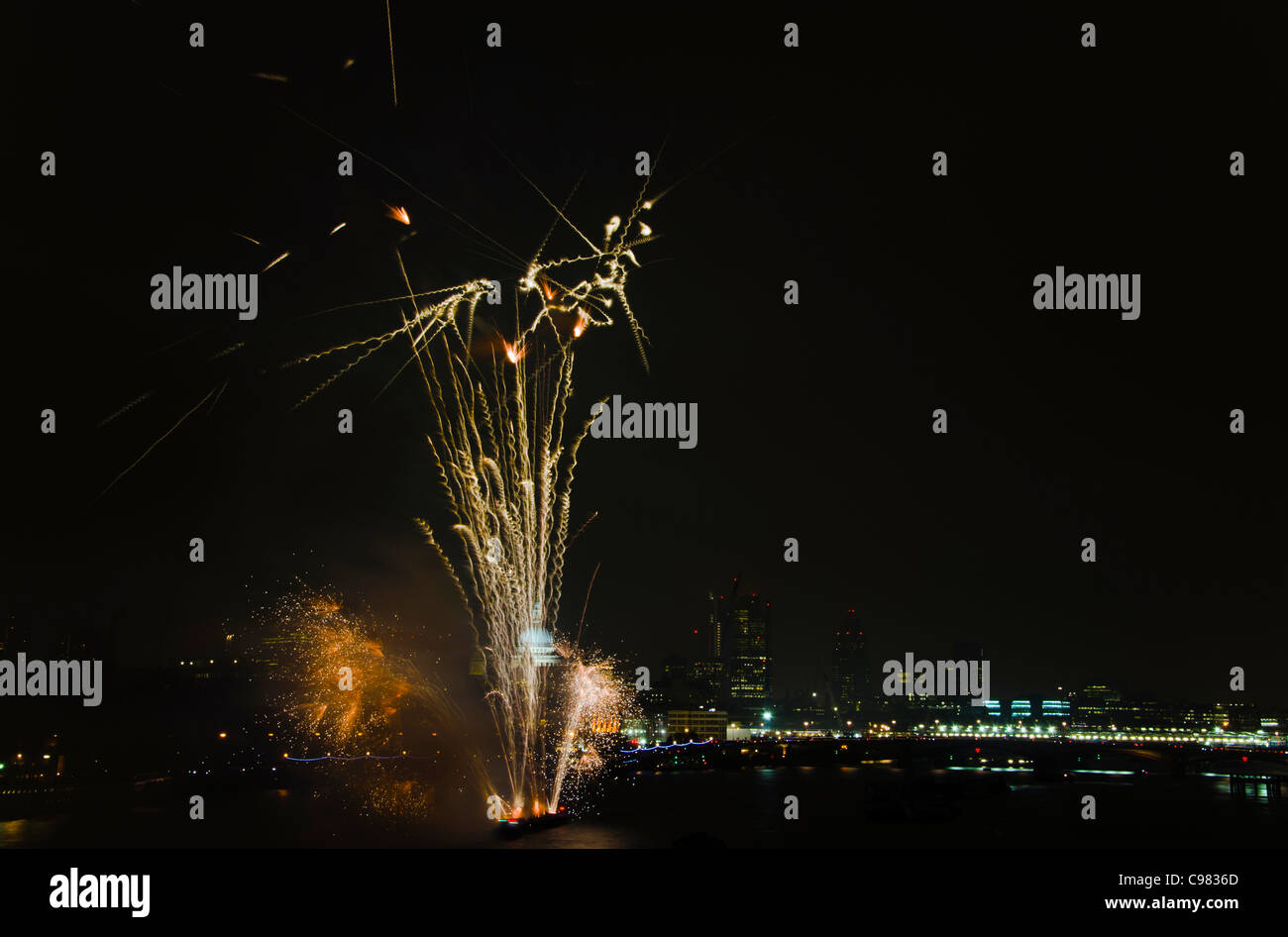 Fireworks display over The Thames Stock Photo - Alamy