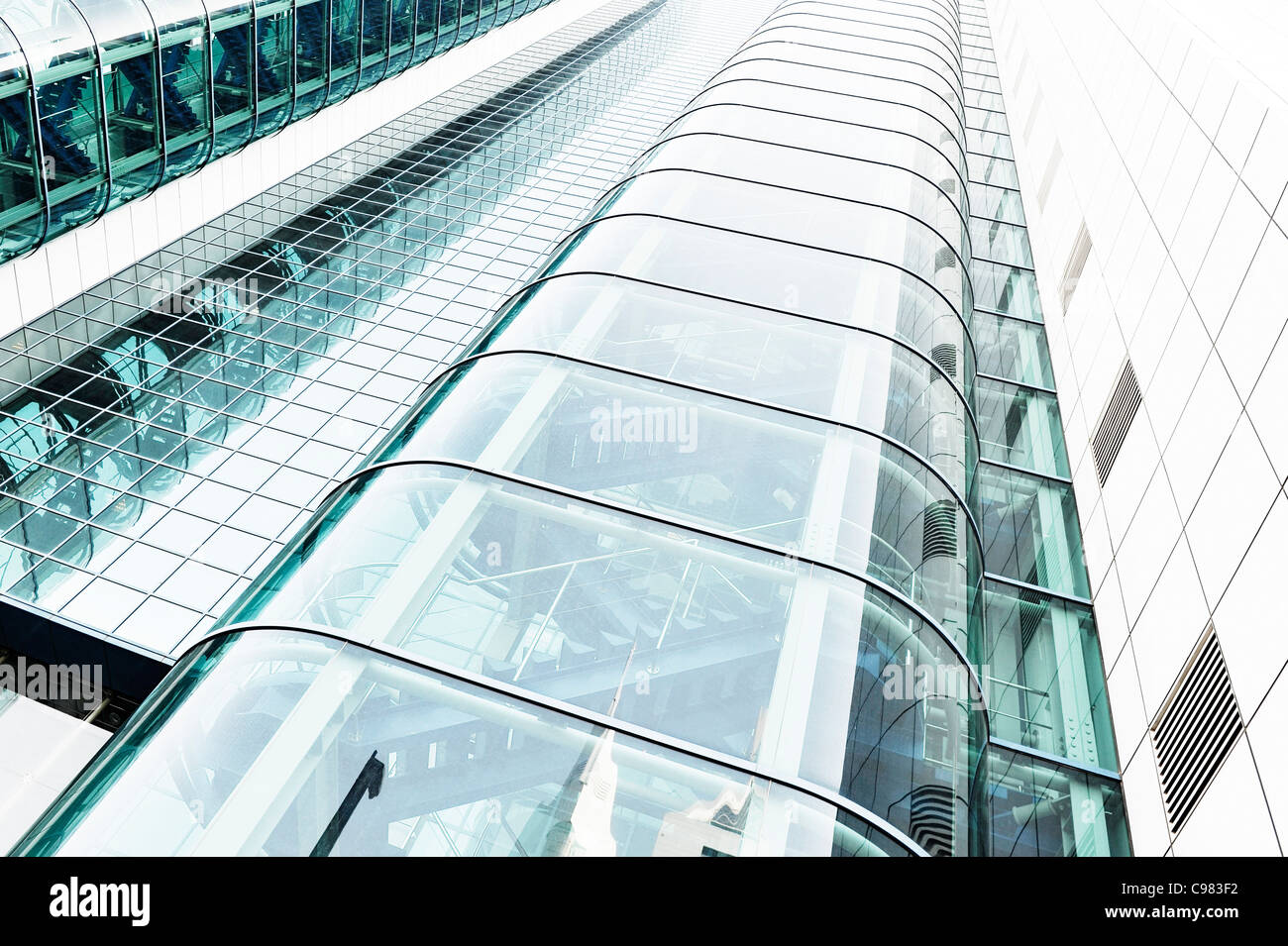 Doris Shipping & Forwarding LLC, Sheikh Zayed Road, Al Satwa, Dubai ...