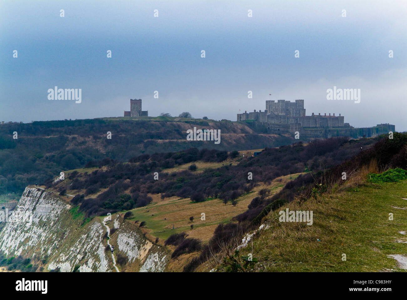 Dover castle background hi-res stock photography and images - Alamy