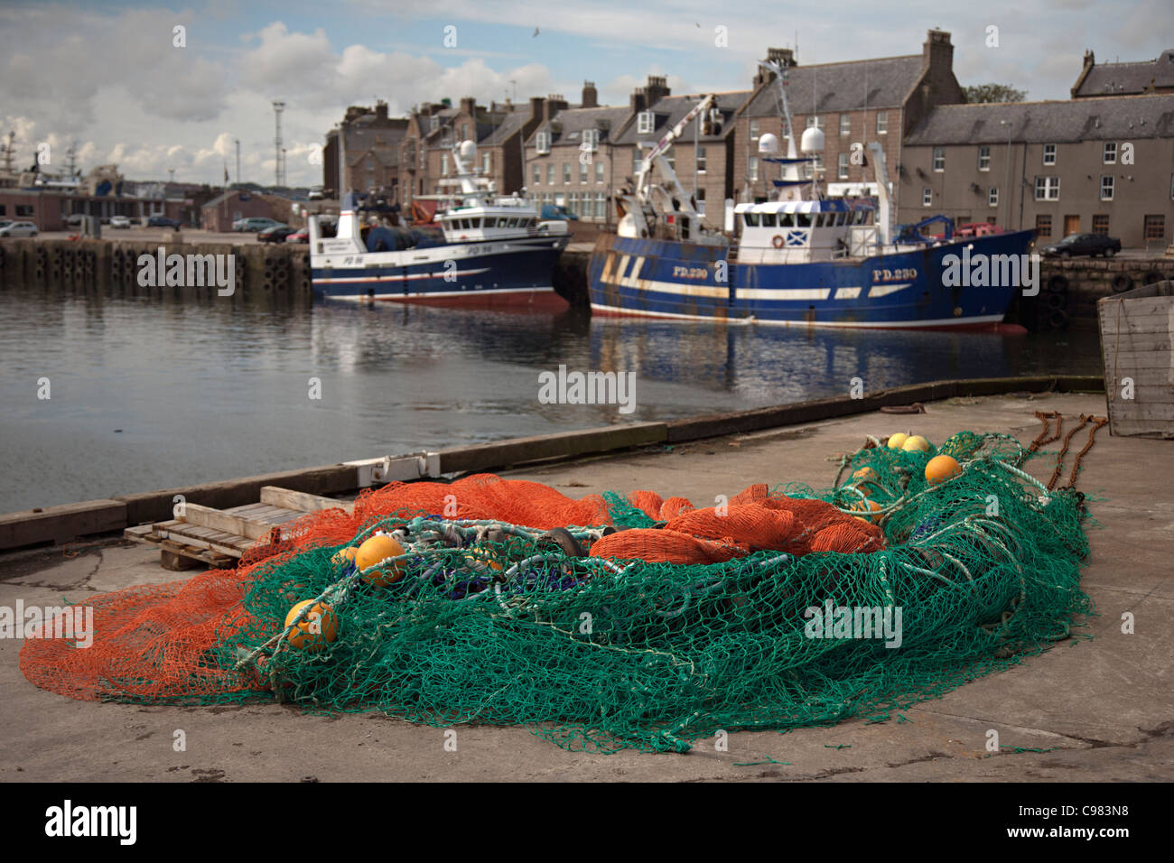 fishing boats at peterhead harbour scotland Stock Photo - Alamy