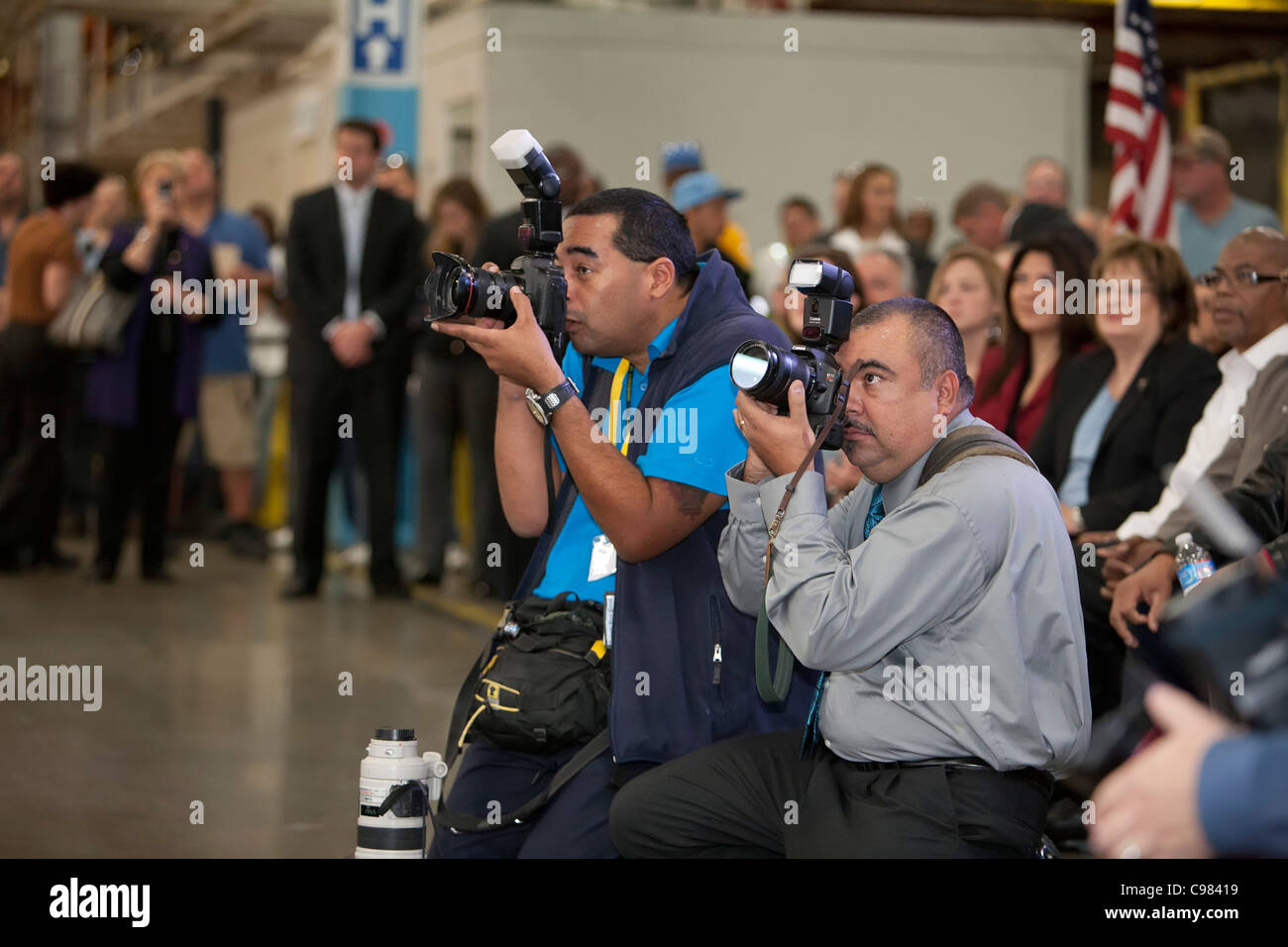 News photographers hi-res stock photography and images - Alamy