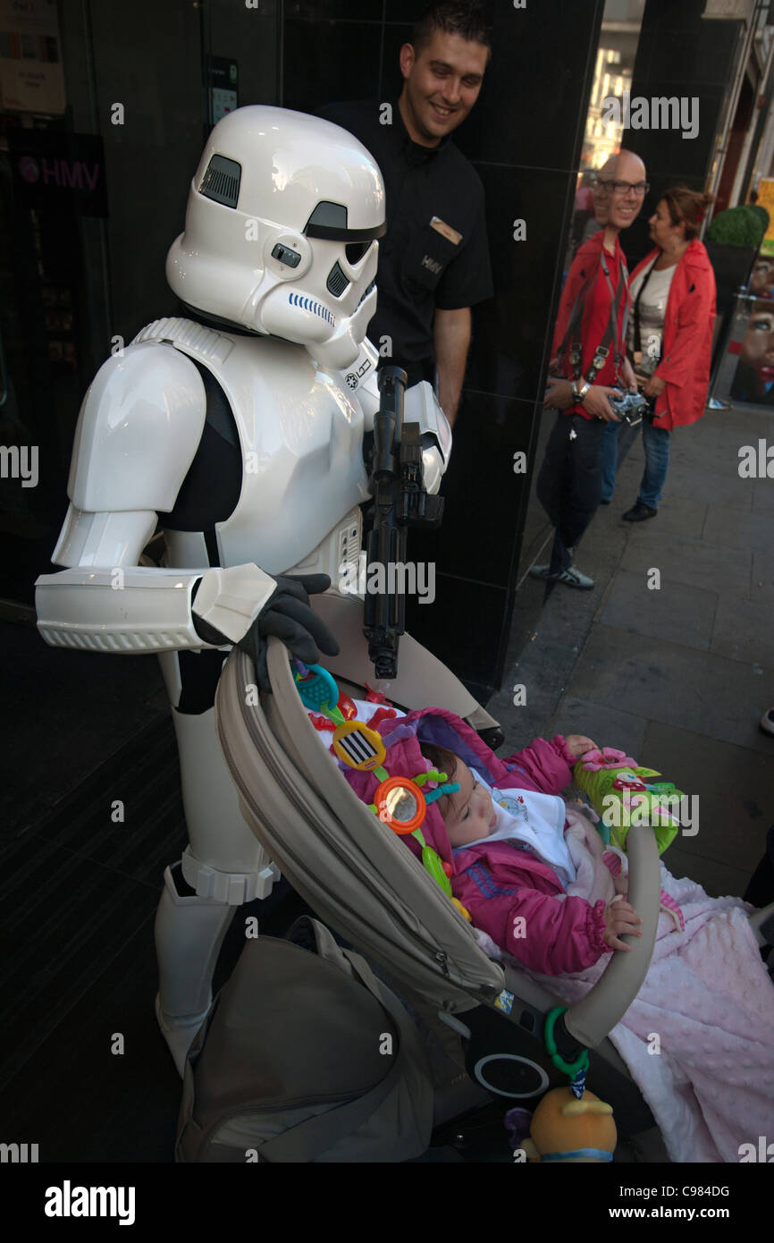 star wars characters in london Stock Photo - Alamy