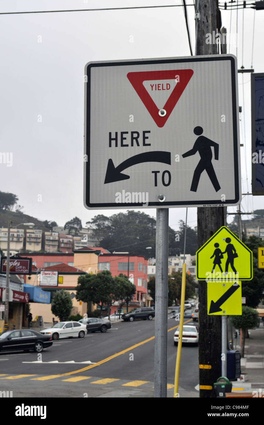 Yield traffic sign hi-res stock photography and images - Alamy
