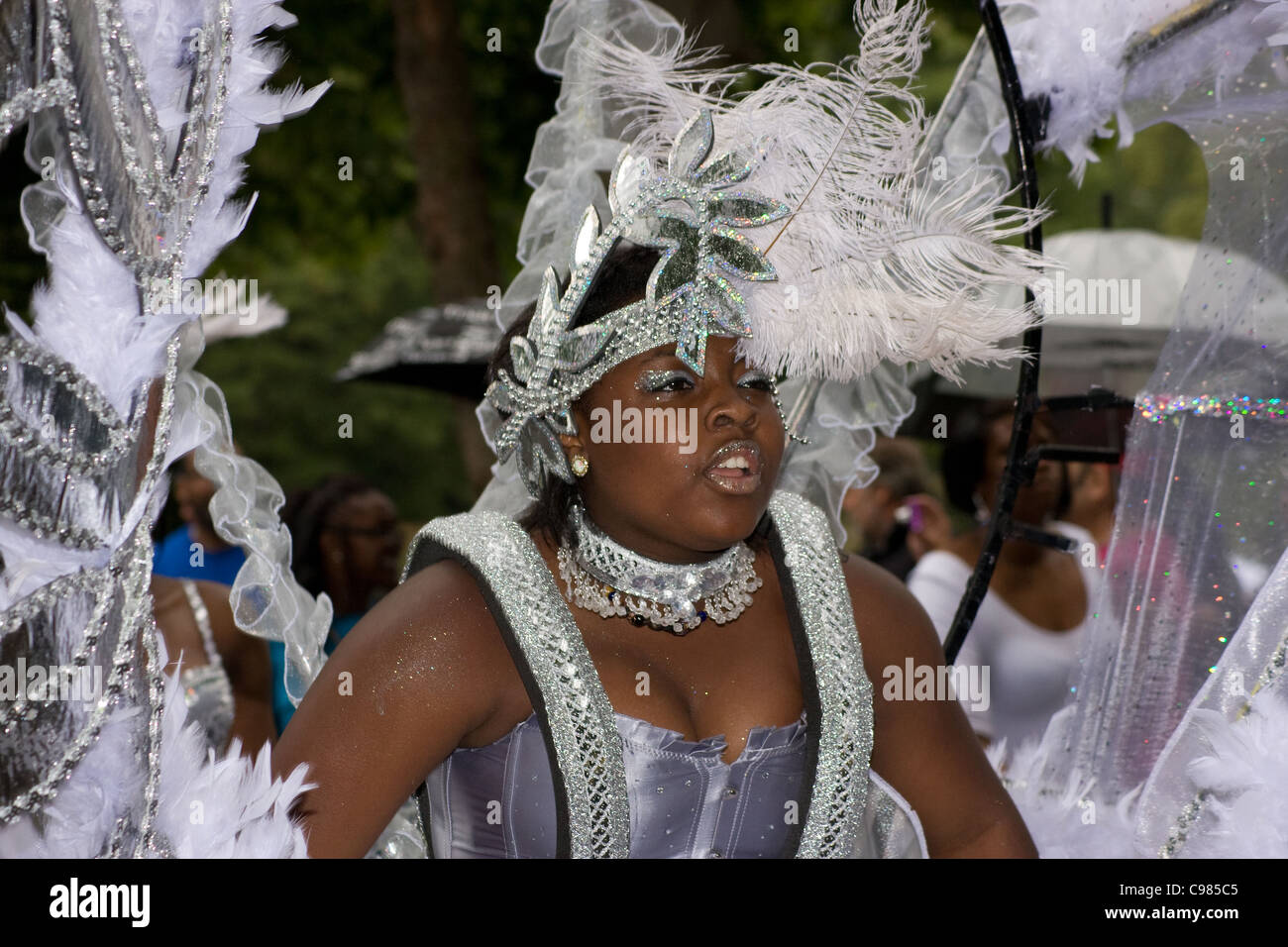 Women caribbean carnival costume hi-res stock photography and images ...