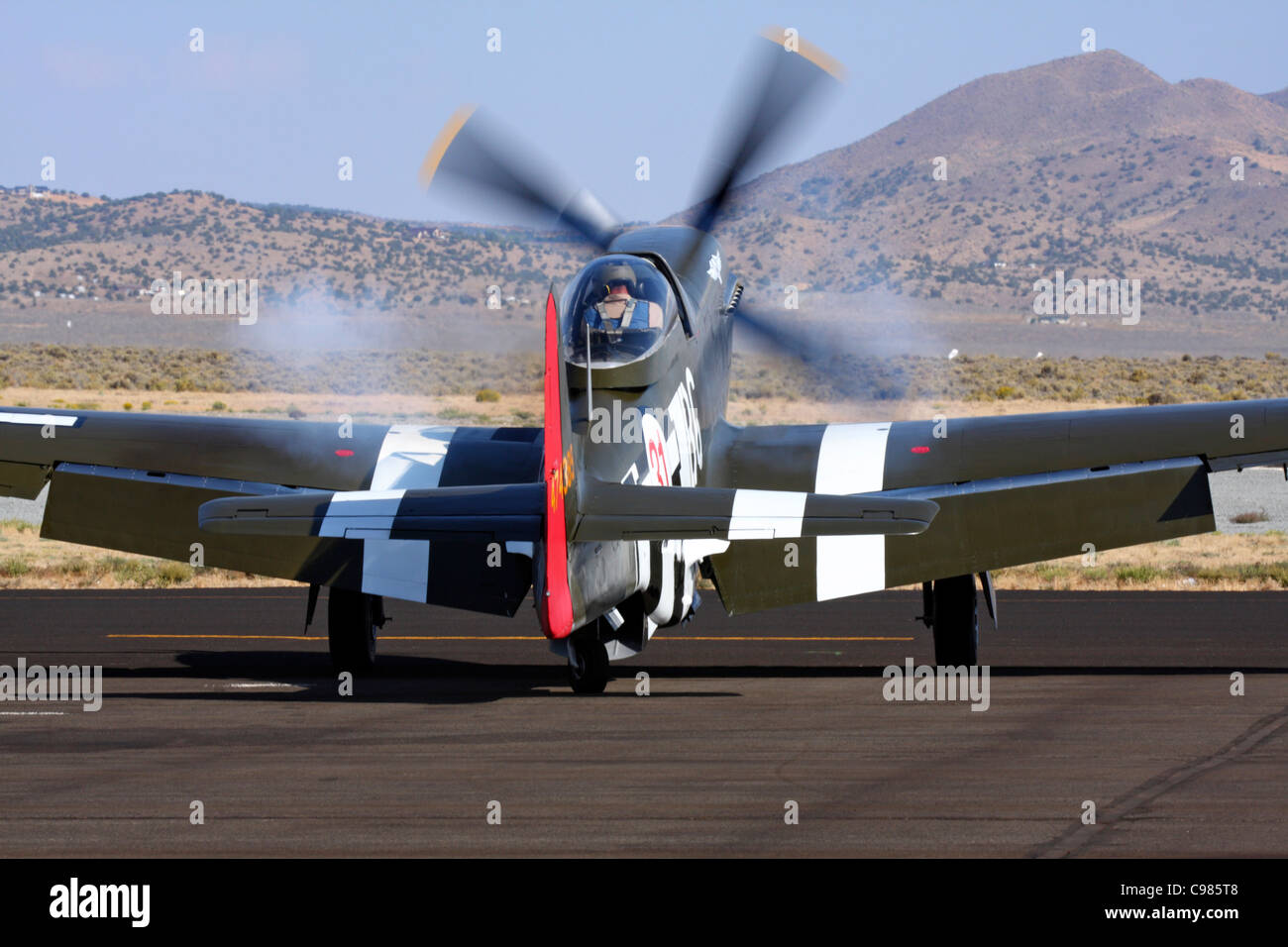 P-51 Mustang air racer Speedball Alice starts prior to a heat race at ...