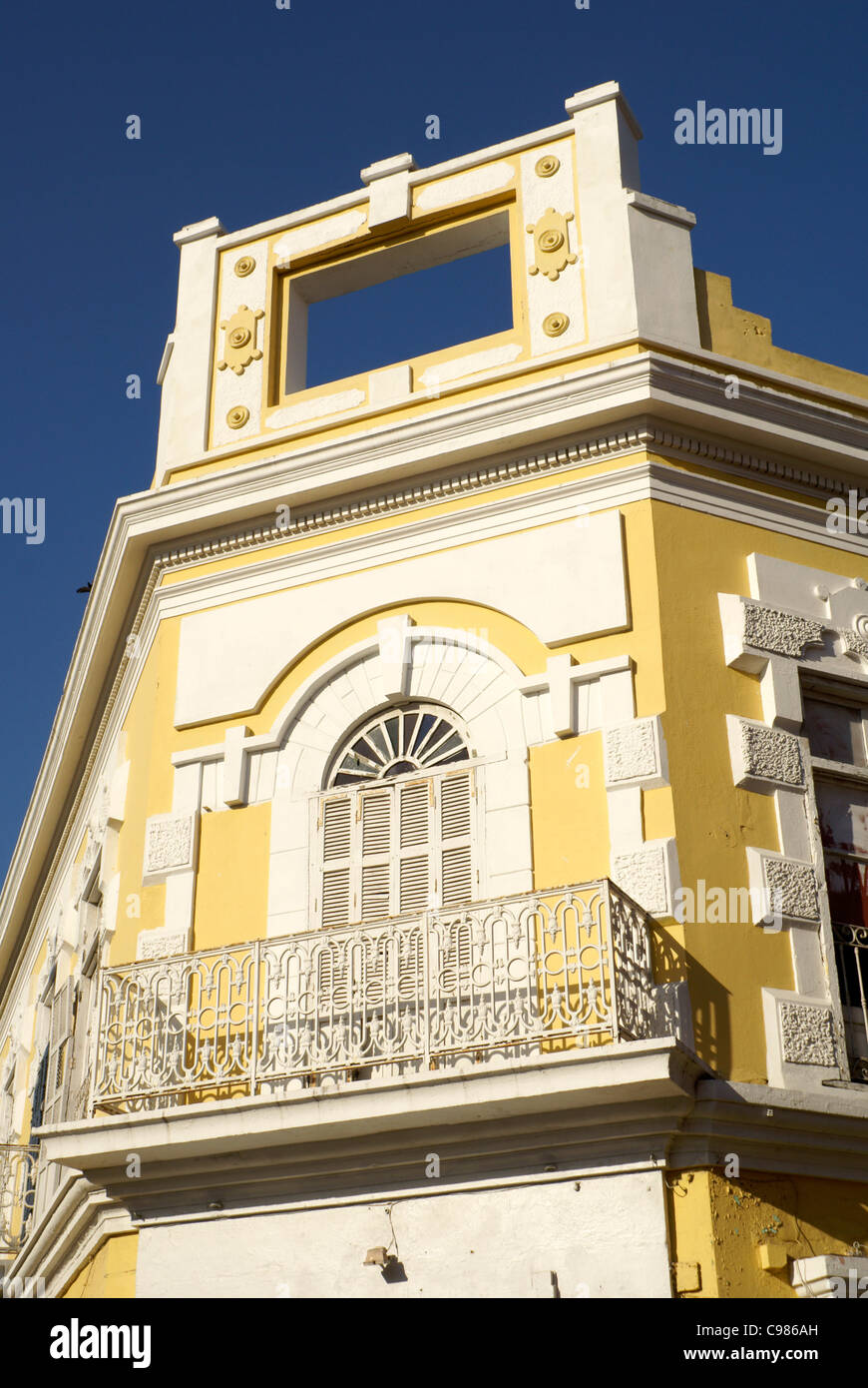 19th century neoclassical building hi-res stock photography and images ...