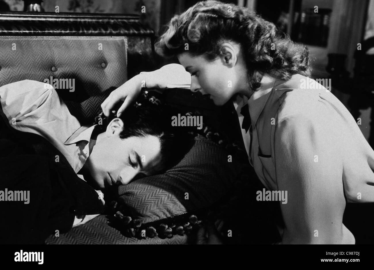 Spellbound Year: 1945 USA Ingrid Bergman Gregory Peck Director: Alfred ...