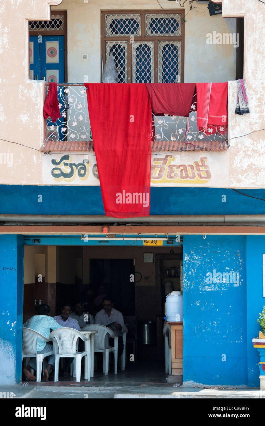 Men in street cafe hi-res stock photography and images - Alamy