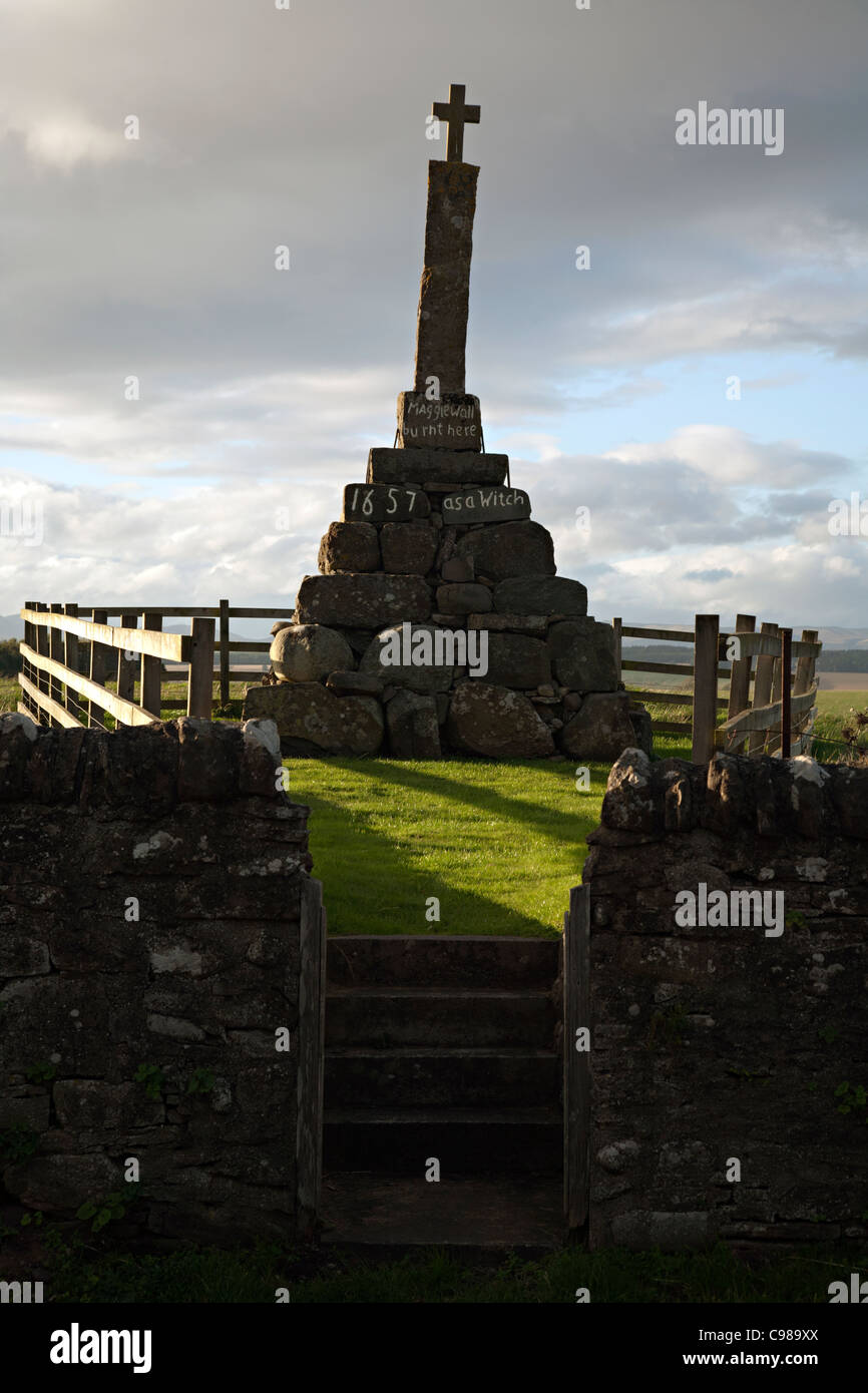 Perth monument hi-res stock photography and images - Alamy