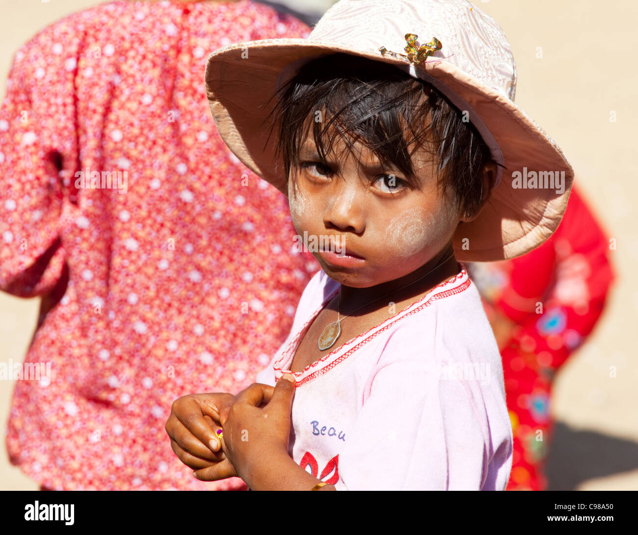 Thanakha face hi-res stock photography and images - Alamy