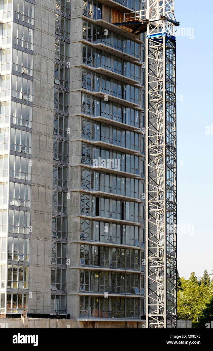 High rise platform hi-res stock photography and images - Alamy