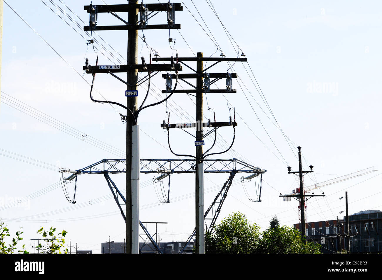 Overhead power cables hi-res stock photography and images - Alamy