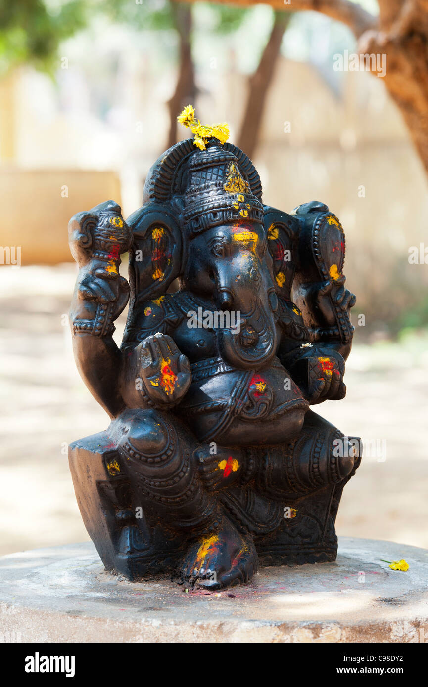 Stone Lord Ganesha statue Stock Photo - Alamy