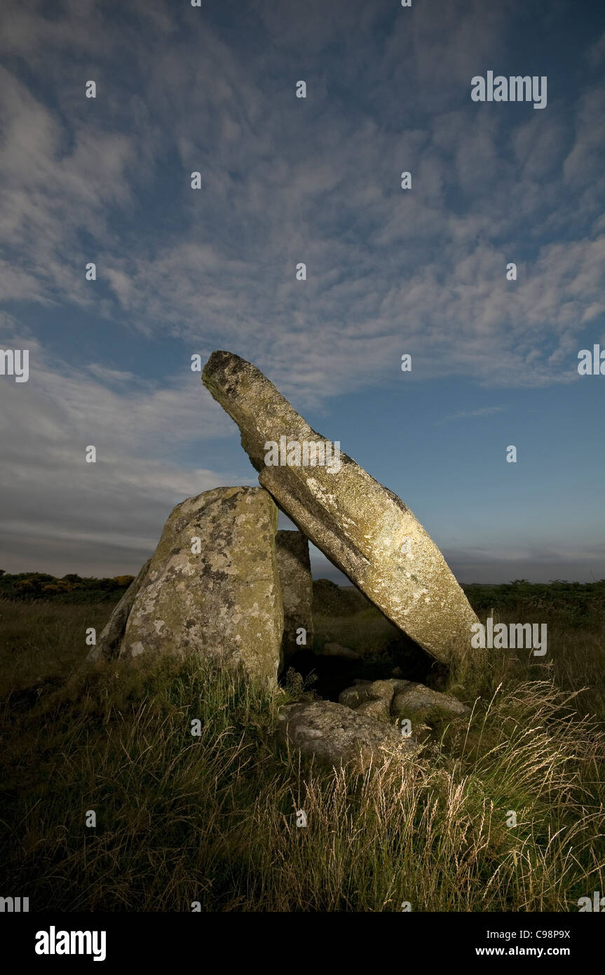 Mulfra Quoit Neolithic stone tomb, Penwith, Cornwall, UK Stock Photo ...