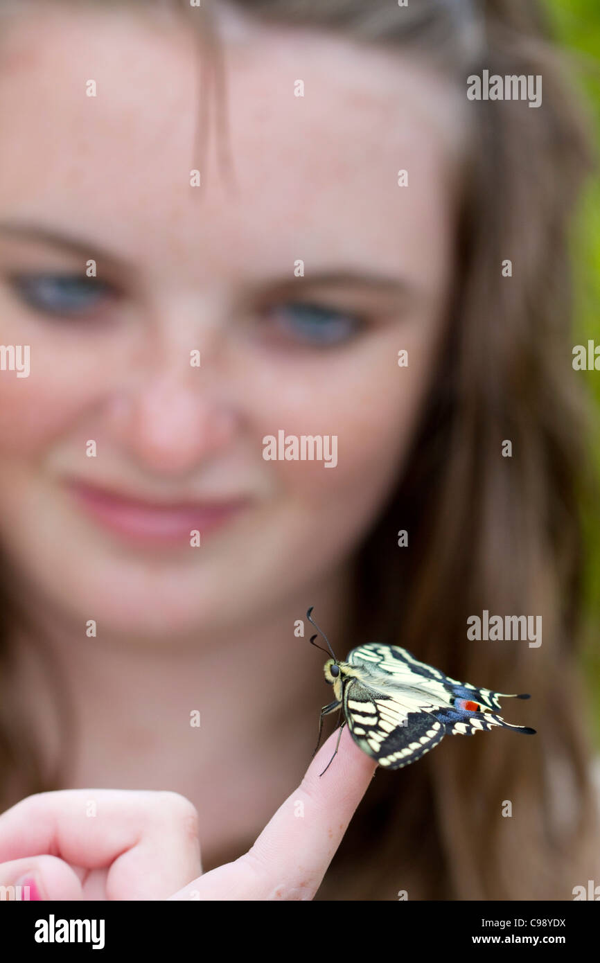 Child butterfly wings hi-res stock photography and images - Alamy