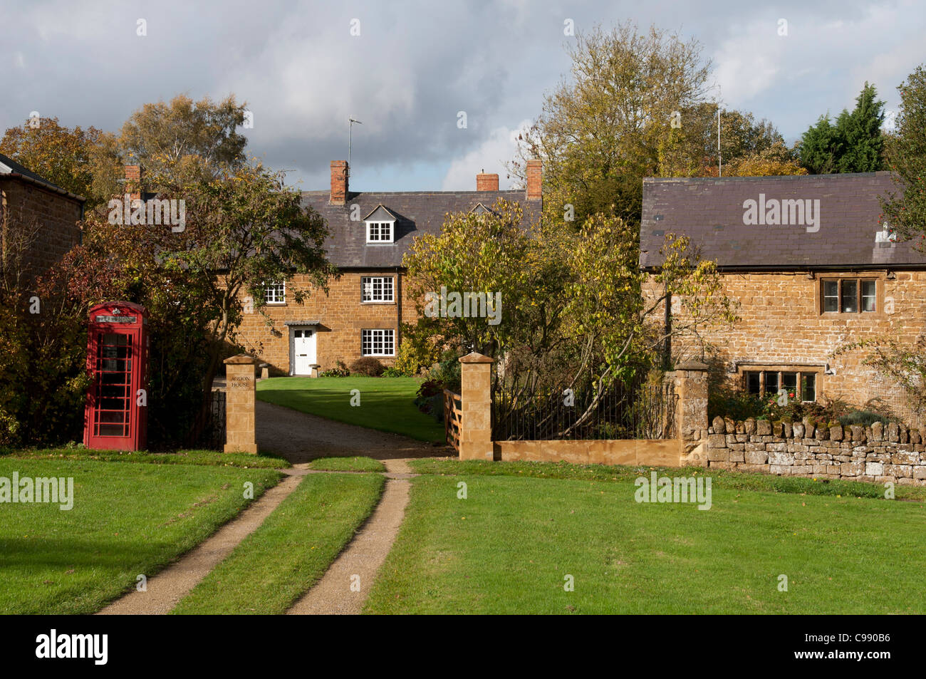 Warmington village, Warwickshire, England, UK Stock Photo - Alamy