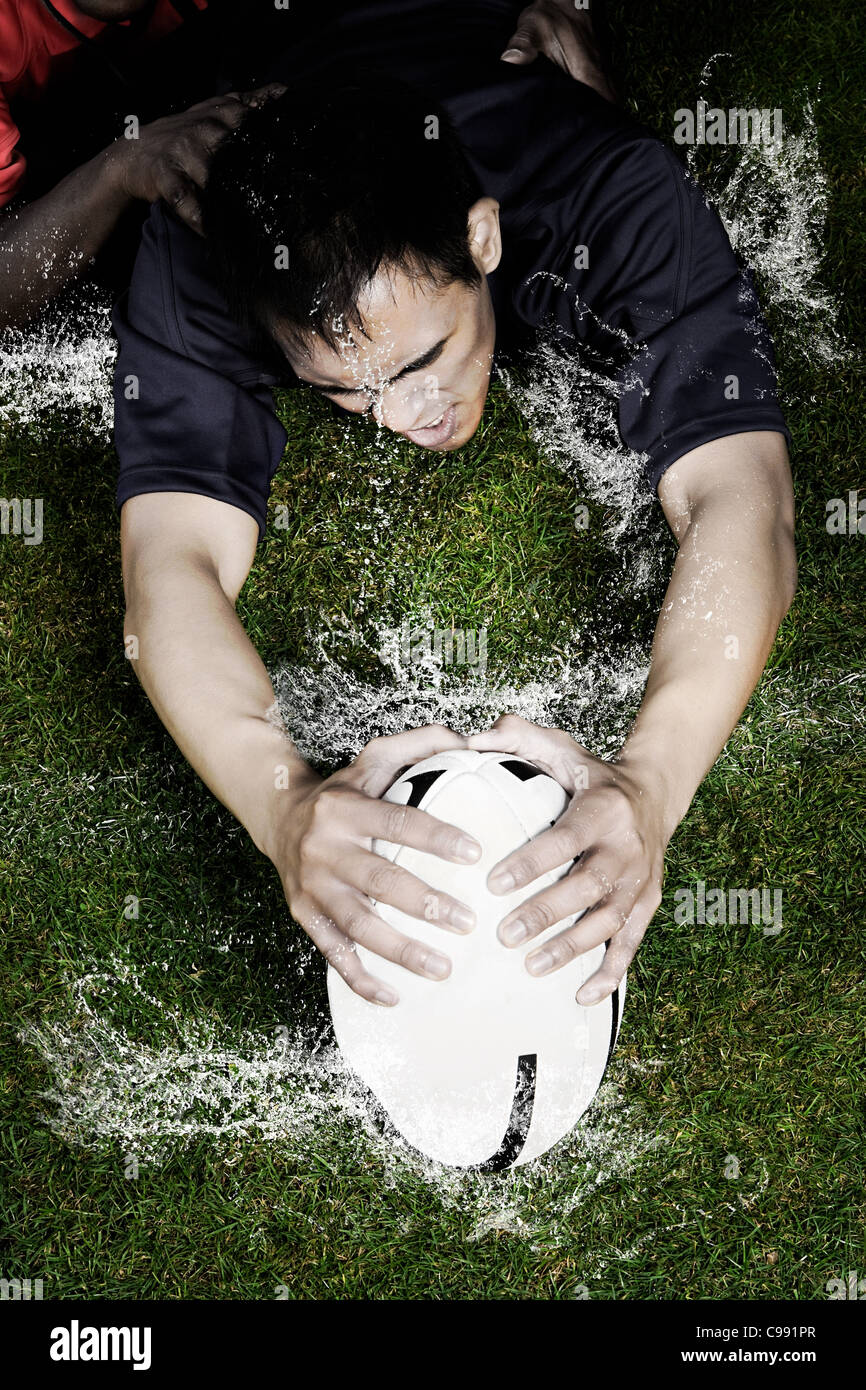 Rugby field wet hi-res stock photography and images - Alamy