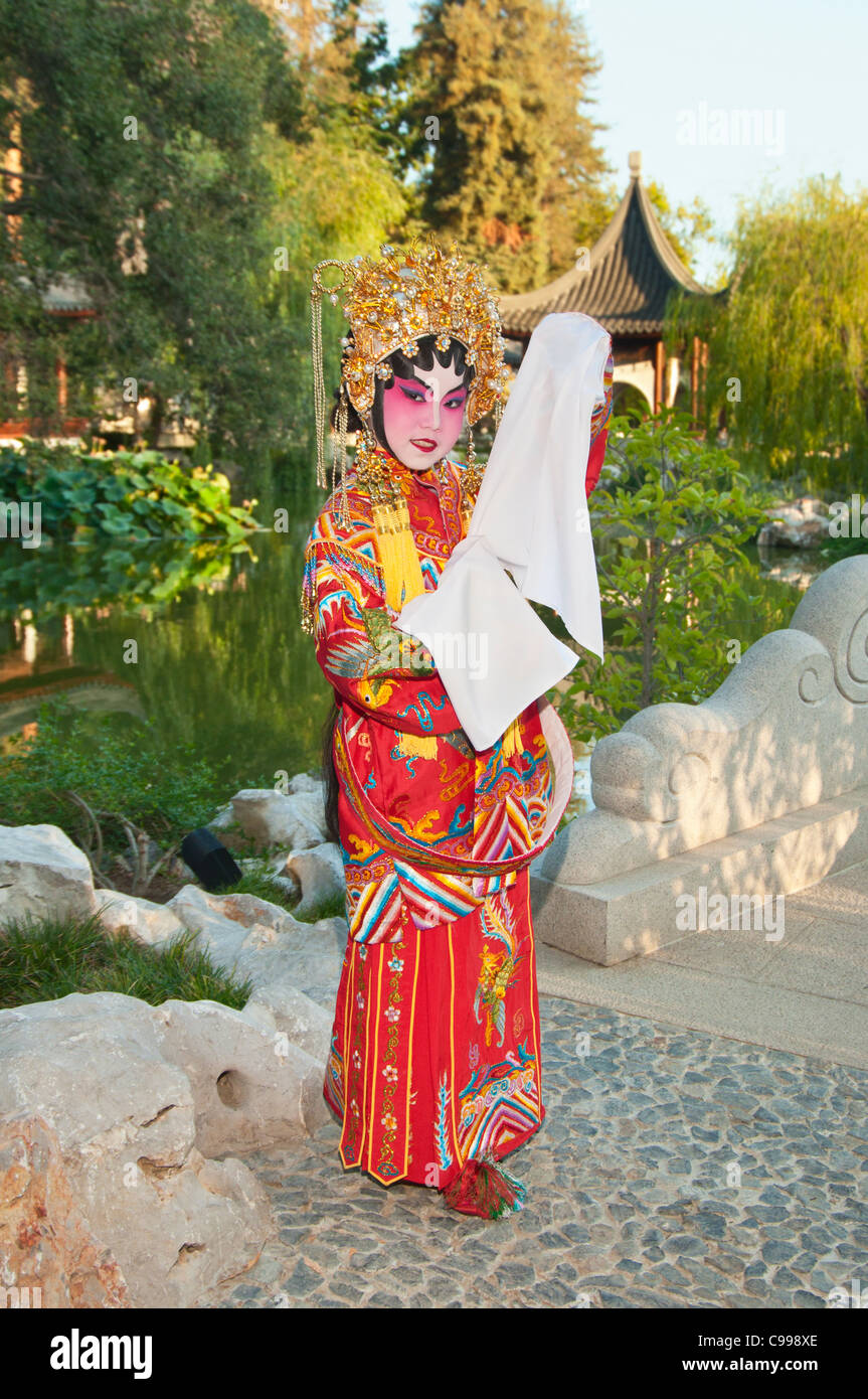 Children dressed in full traditional Chinese Opera costumes Stock Photo ...