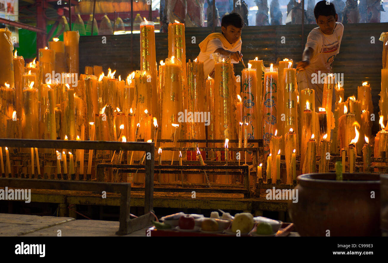 San jao sien bangkok hi-res stock photography and images - Alamy