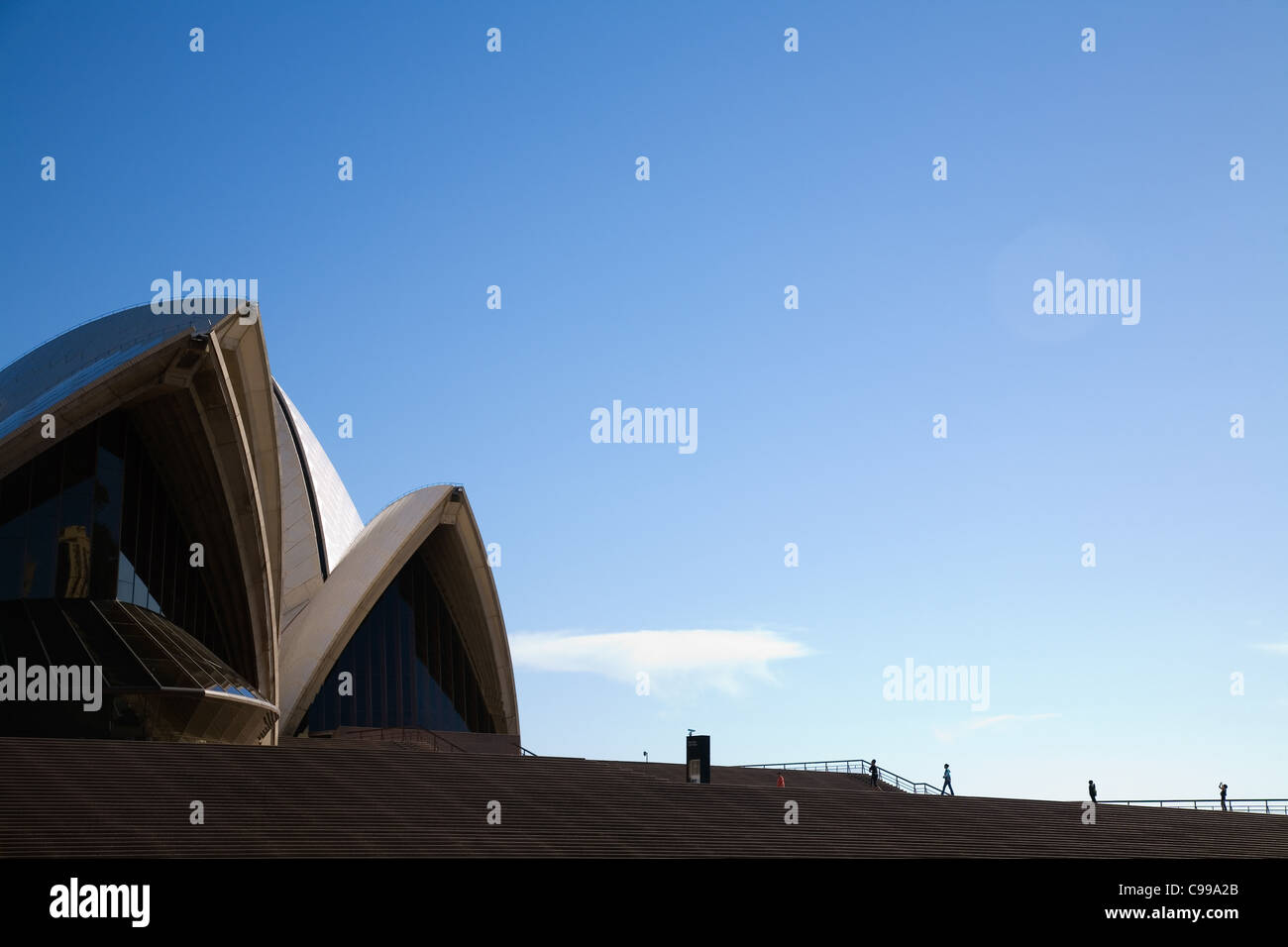 The iconic architecture of the Sydney Opera House. Sydney, New South ...