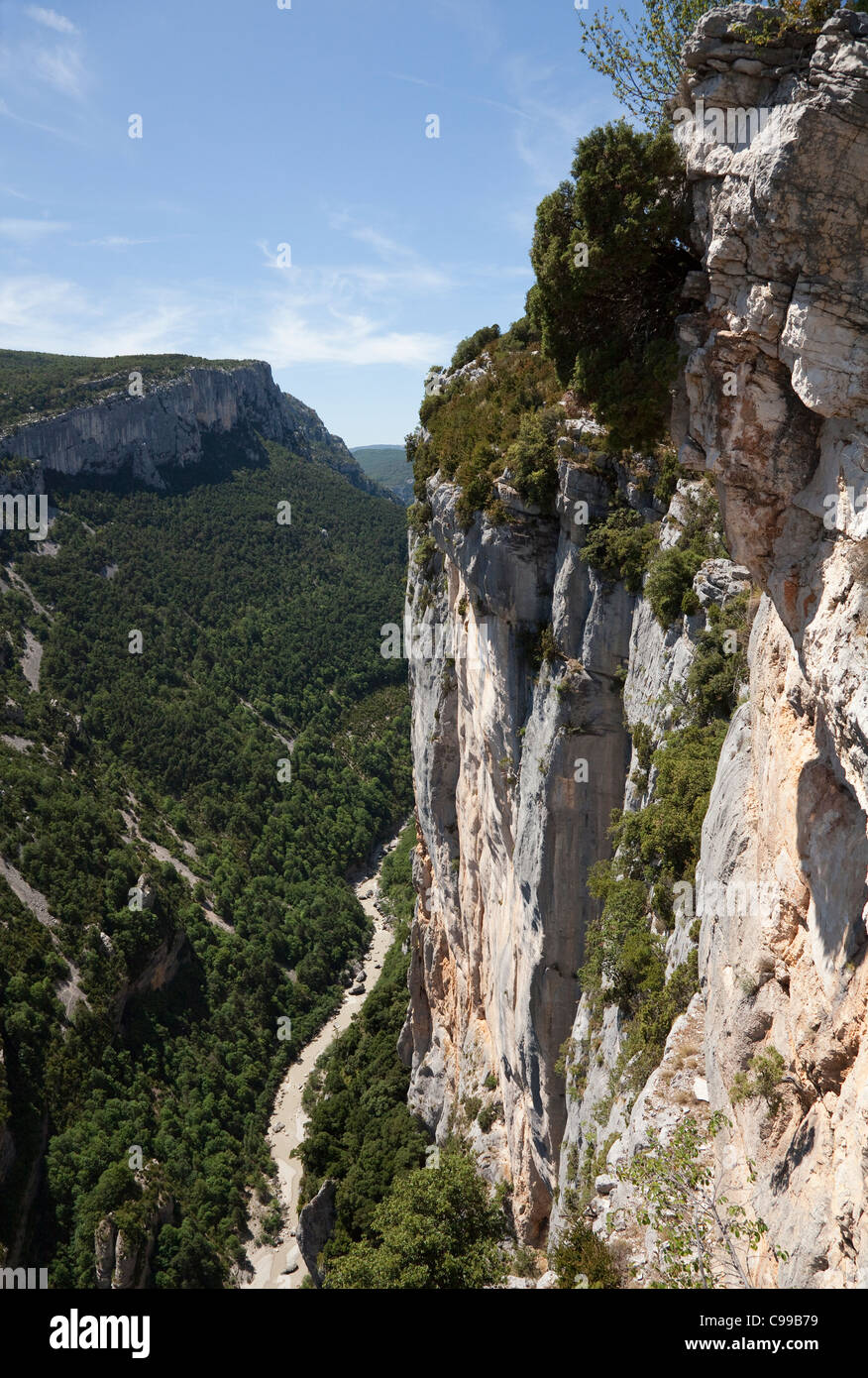Limestone gorge france hi-res stock photography and images - Alamy