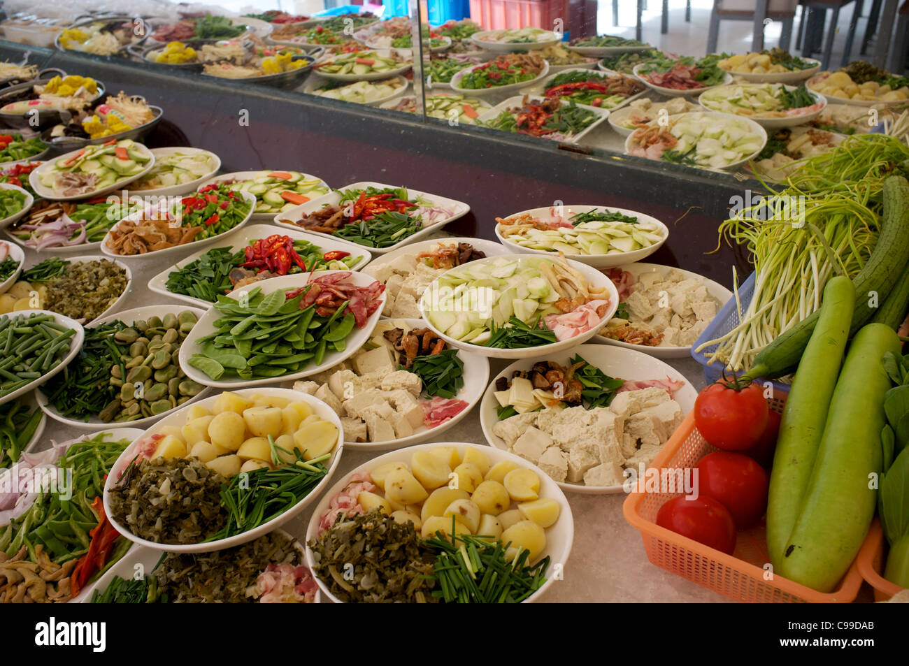 Chinese Food Dishes High Resolution Stock Photography and Images - Alamy