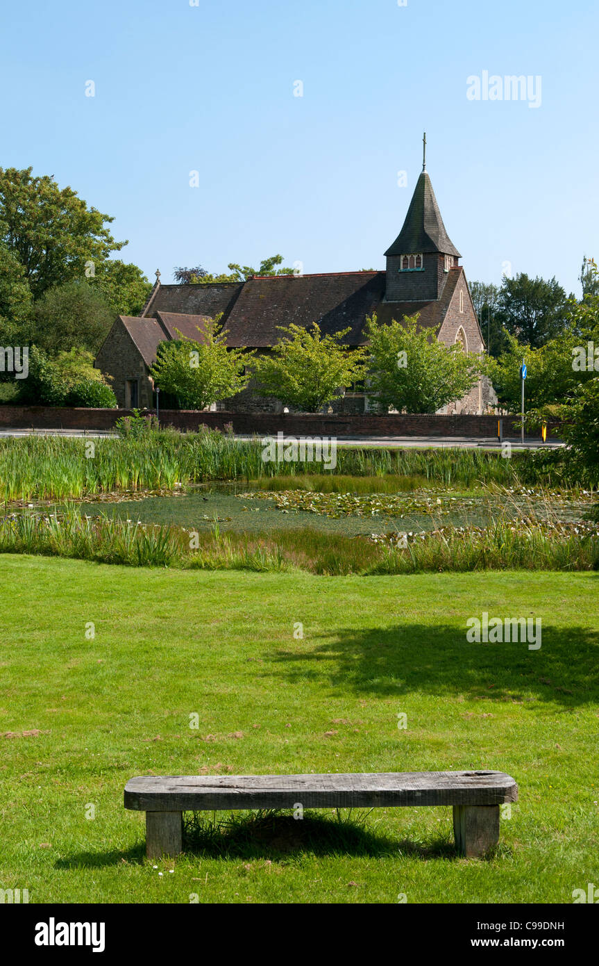 Saint mary the virgin church hi-res stock photography and images - Alamy